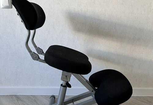 Коленный стул со спинкой SmartStool KM01B