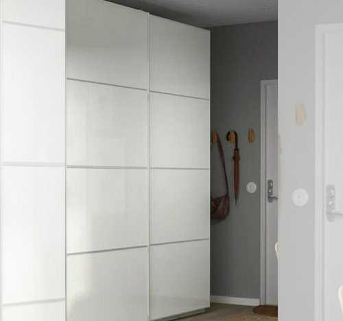 Шкаф купе IKEA Пакс Тьёрхом