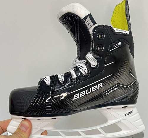 Коньки bauer supreme S24 M50 PRO YTH детские