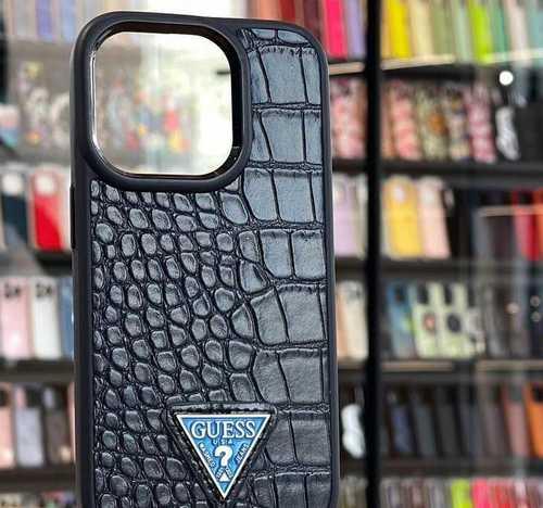 Чехол на iPhone 15 pro Guess кожаный