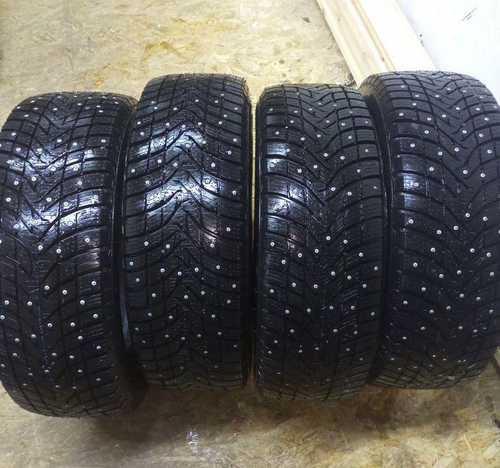 Armstrong Ski-Trac S 225/60 R17