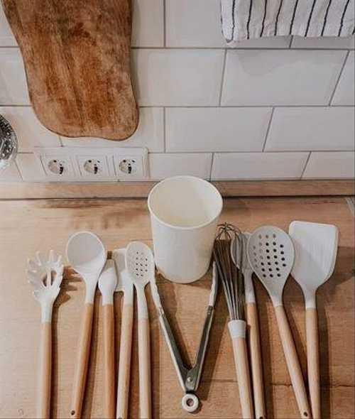 Набор кухонных принадлежностей из 11 предметов