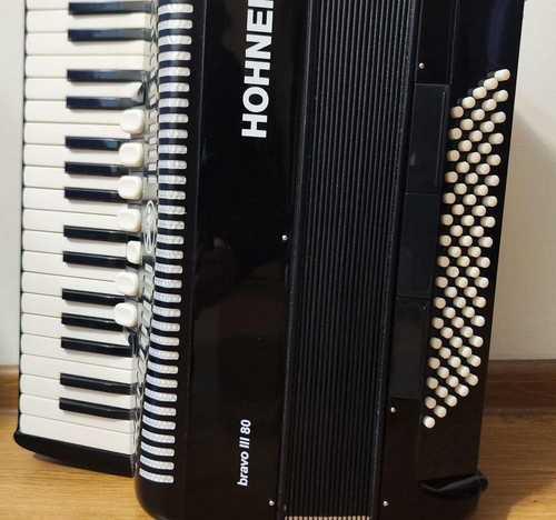 Hohner Bravo III 80 black
