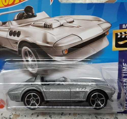 Модель Hot Wheels Corvette Grand Sport Roadster