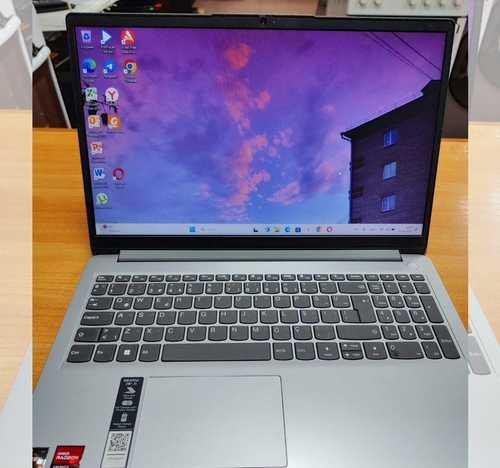 15"Ноутбук Lenovo Ryder 3-7320