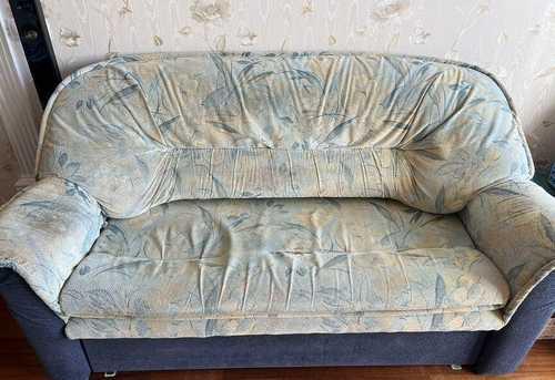 Продаю мягкую мебель (диван и 2 кресла-кровати)