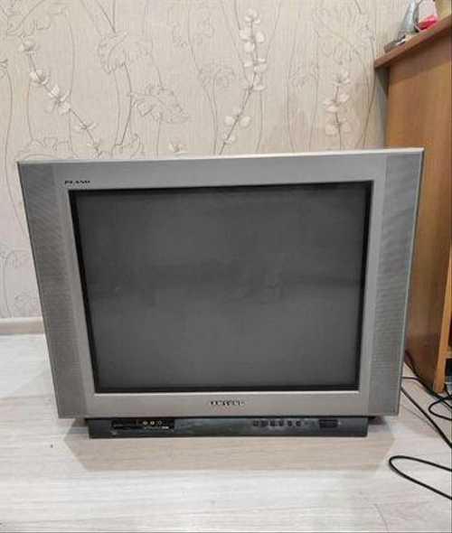 Телевизор Samsung, диагональ 62 см