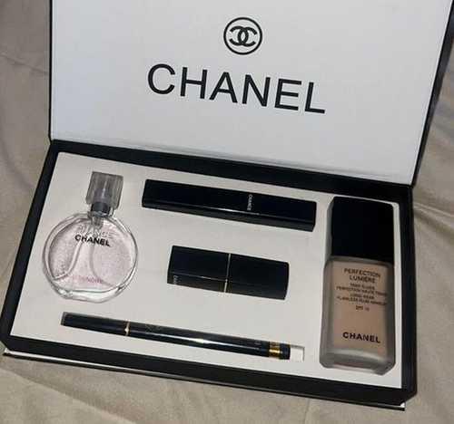 Новый набор косметики chanel