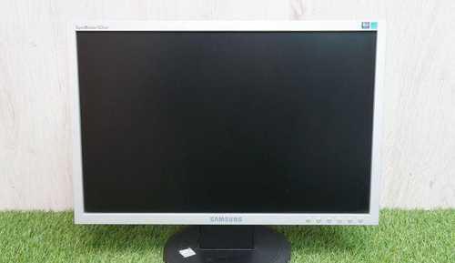 Монитор 19" Samsung 923NW