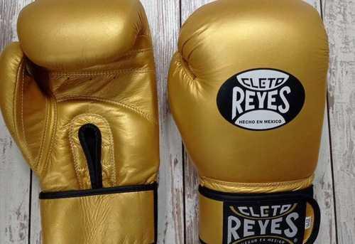 Боксерские перчатки Reyes 16 oz