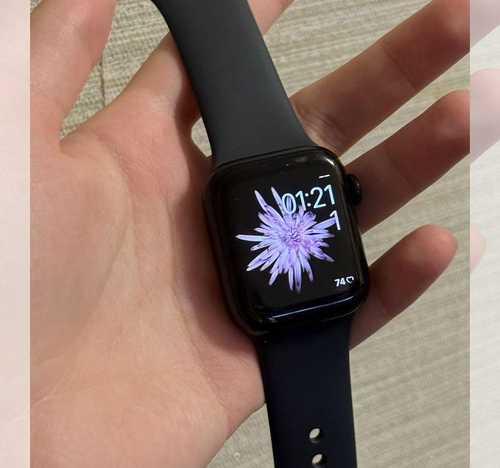 Часы apple watch se 40mm