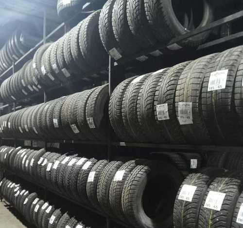 Goodyear Ultragrip Ice Arctic 215/65 R17 99T