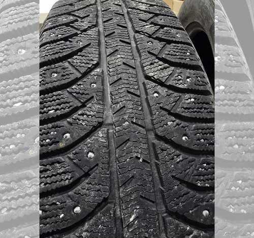 Bridgestone Ice Cruiser 7000 225/65 R17 106T