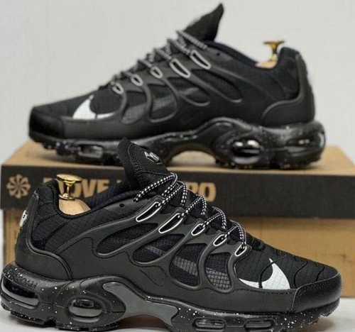 Кроссовки nike air max tn plus