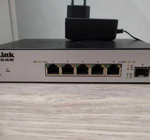 Коммутатор DGS-1100-06/ME D-Link