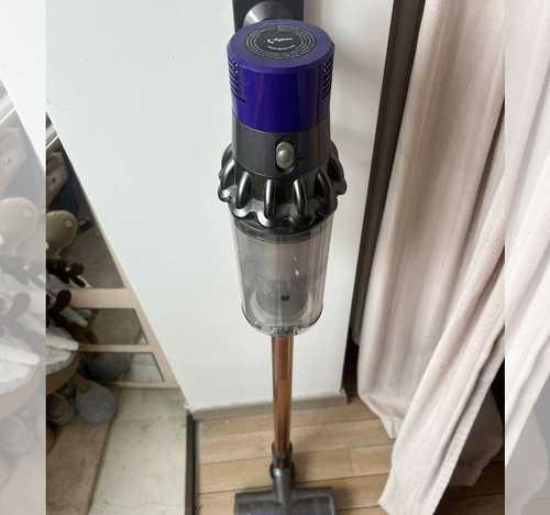 Пылесос dyson v10 на запчасти