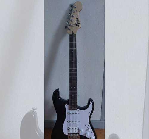 Электрогитара fender squier stratocaster