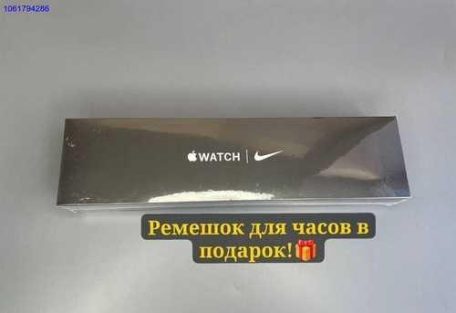 Apple Watch Nike (серебро)