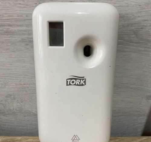 Диспенсер tork