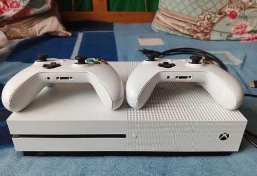 Xbox One S 500 Гб 2 геймпада
