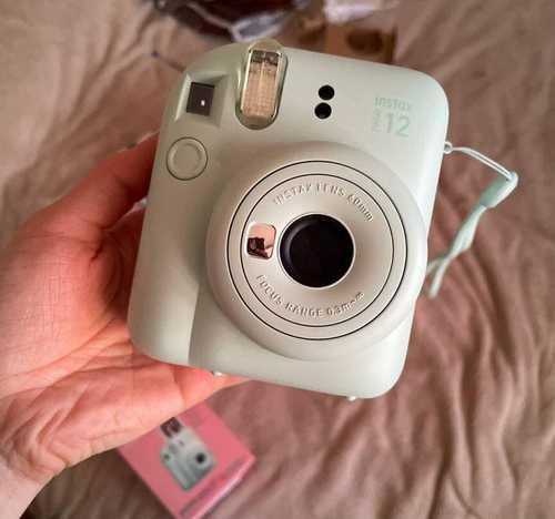 Фотоаппарат instax mini 12