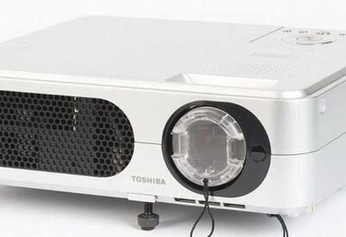 Проектор Toshiba TLP-XD2000