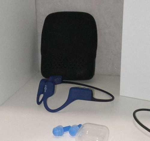 Shokz openswim наушники mp3 плеер
