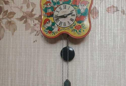 Часы ходики Маяк "Семь гномов" СССР