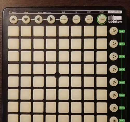 Novation Launchpad MK1