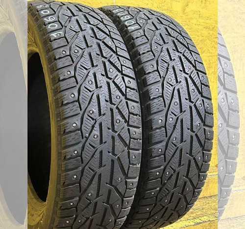 Kormoran SUV Stud 225/65 R17 106T