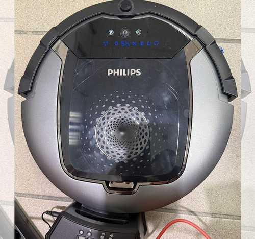 Робот пылесос Philips FC8822