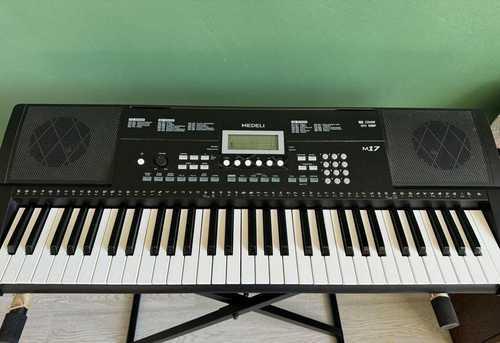 Электронное пианино Medeli M17