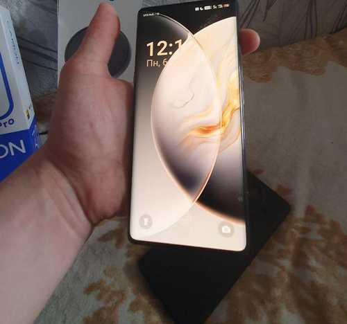 TECNO Camon 30S Pro, 8/256 ГБ