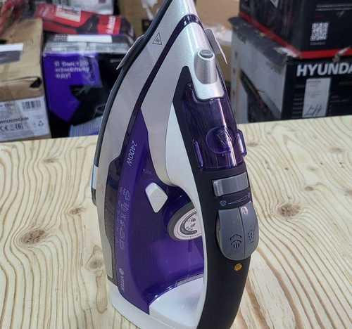 Утюг Vitek новый