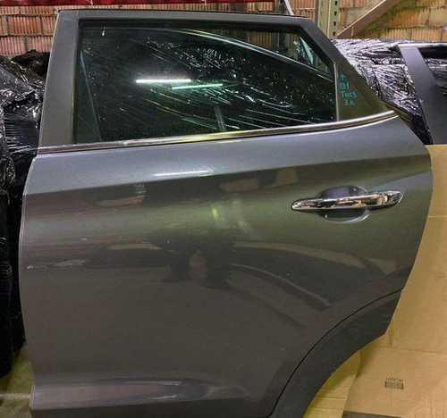 Hyundai Tucson 3 дверь задняя