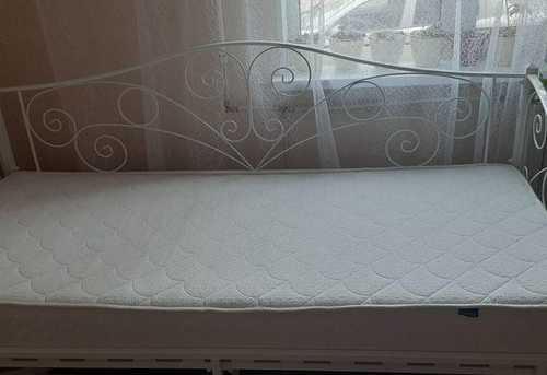 Кровать металлическая с матрасом
