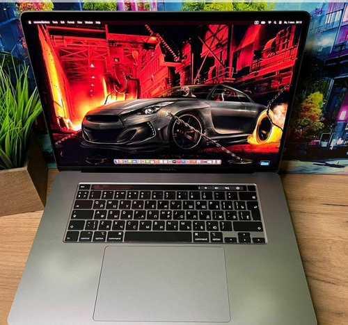 Macbook pro 16 2019 6 ядер, i7, 16g,512 ssd