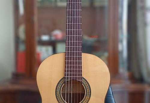 Alhambra 3С классическая гитара + чехол