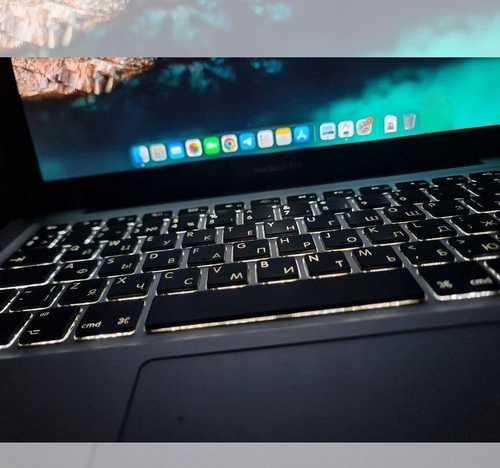 Apple macbook pro 13