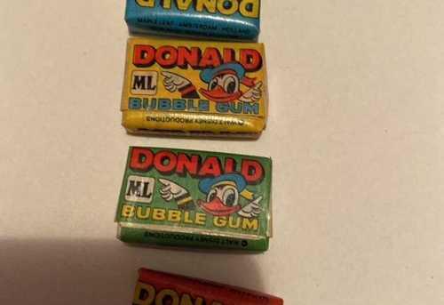 Жевательная резинка donald ML bubble gum