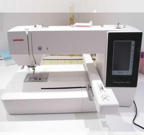 Вышивальная машина Janome Memory Craft 500E