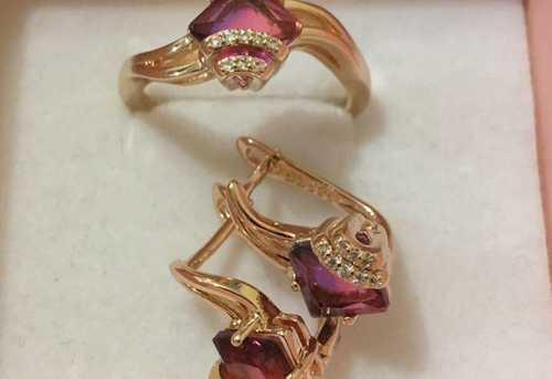 Золотой набор сережки и кольцо 585