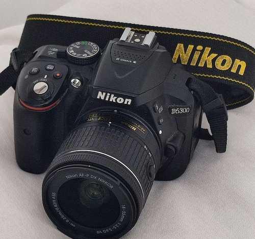 Nikon D5300 с объективом 18-55мм