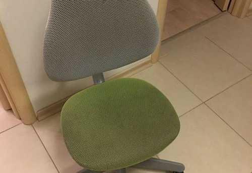 Компьютерное кресло для ребенка
