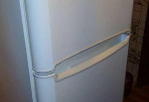 Холодильник Indesit T14R-024