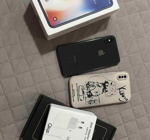 iPhone X, 64 ГБ