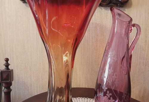Кувшин, ваза цветное стекло лзхс, Чехословакия