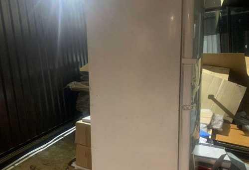 Холодильник liebherr CBP 40560