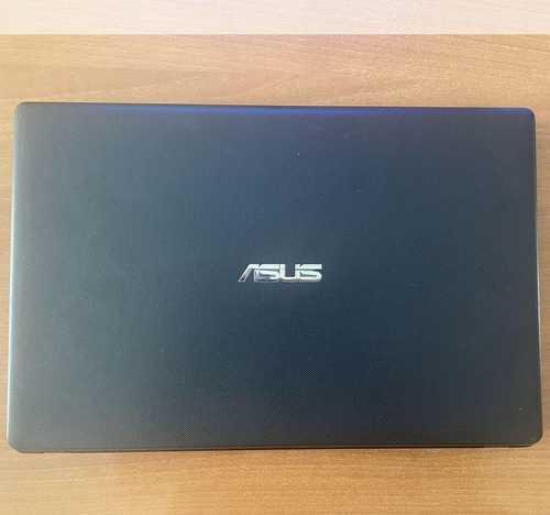 Ноутбук asus x551m