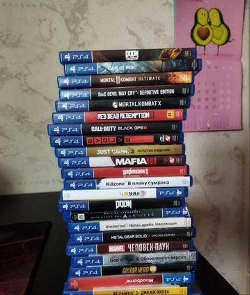 PS 4 fat + pro controller + 24 AAA games+ guitar